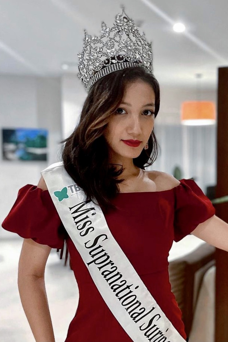 Picture of Farisha Tjin-Asjoe