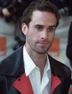Picture of Joseph Fiennes