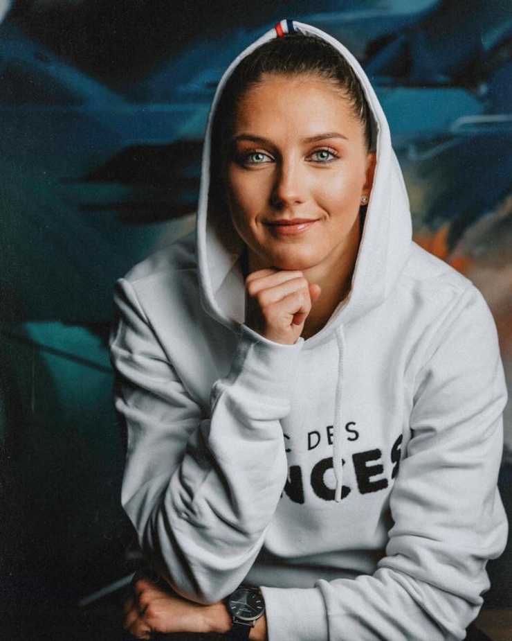 Eve Périsset