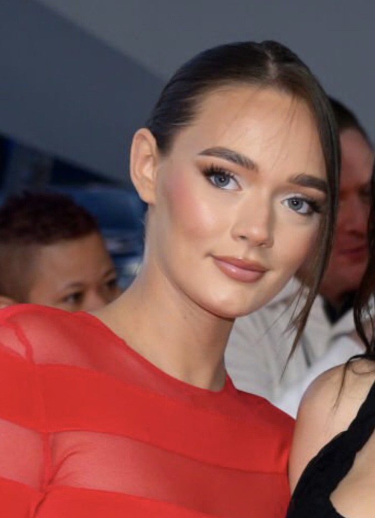 Daisy Tomlinson image