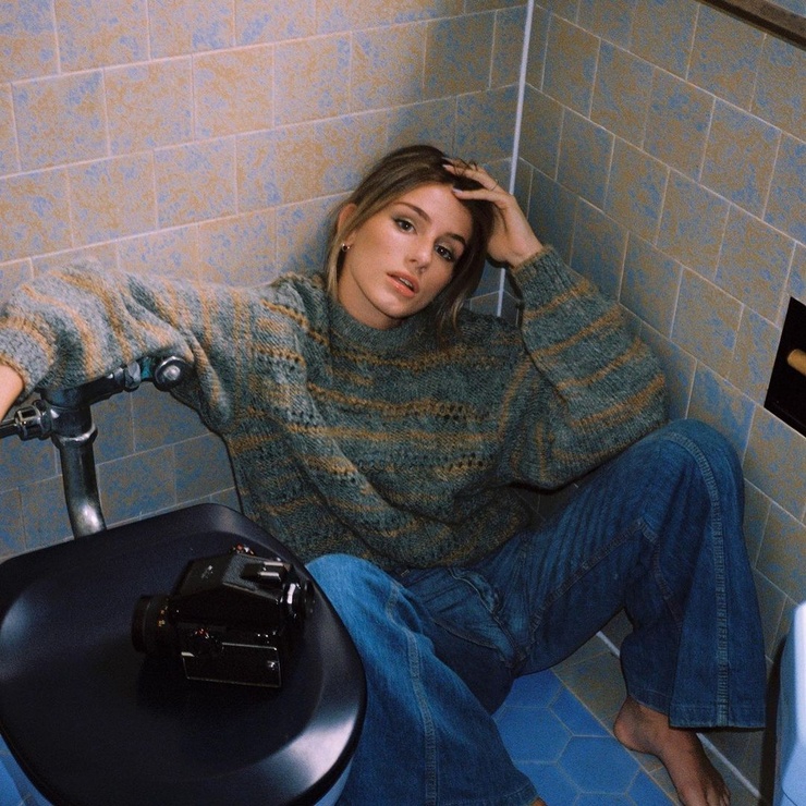 via Instagram (@oliviarouyre)