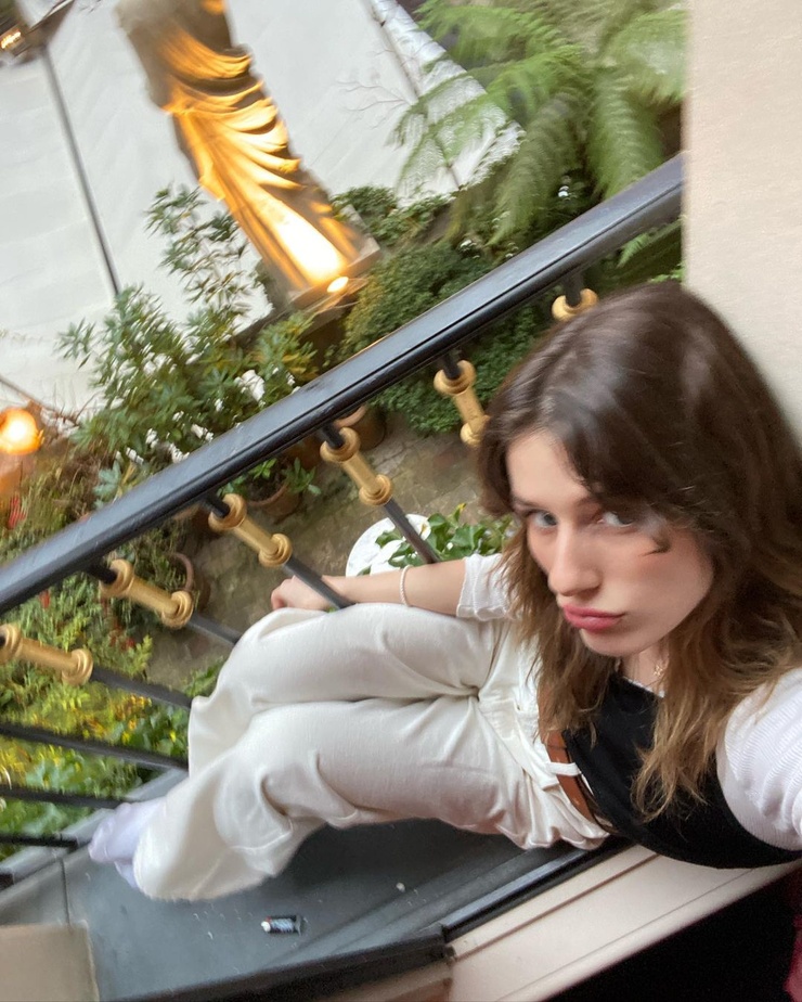 via Instagram (@oliviarouyre)