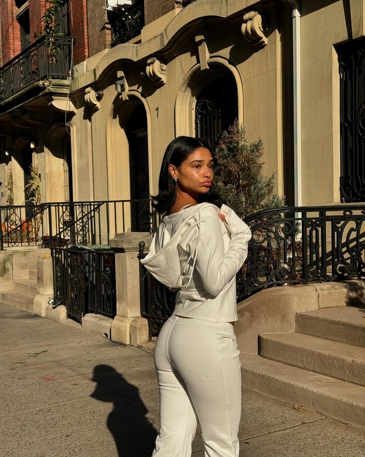 Picture of Aiyana Lewis