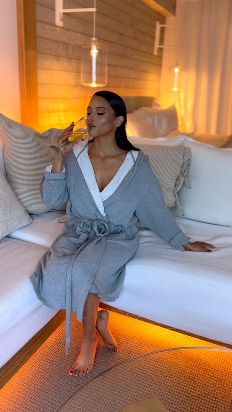 Gabrielle Walsh image