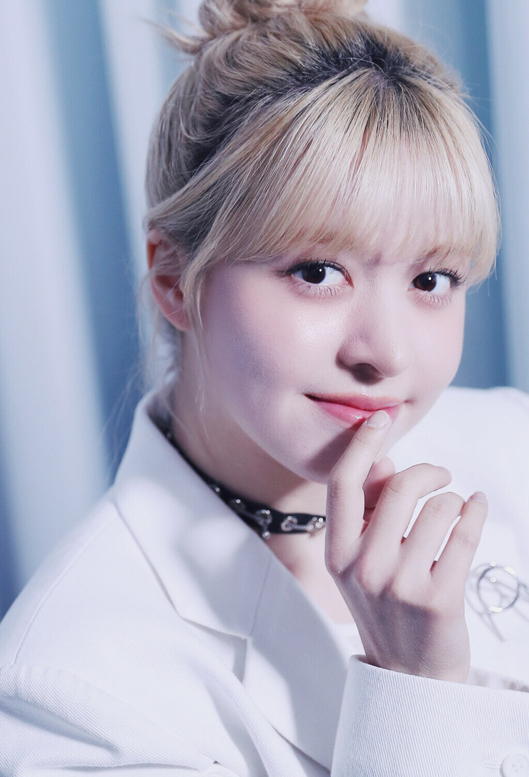 Picture of Lily Morrow