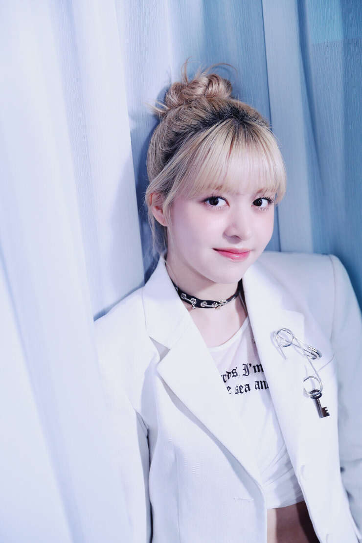 Picture of Lily Morrow