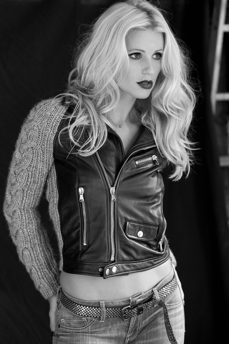 Picture of Michelle Hunziker