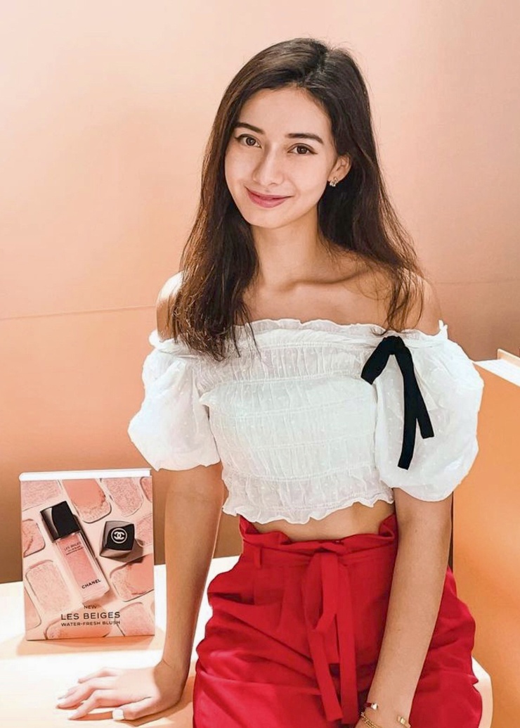 Picture of Joanne Rhodes