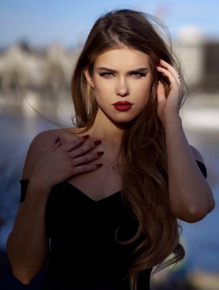 Picture of Nora Kenez