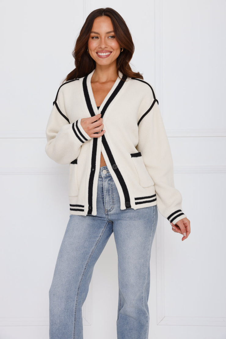 Deni McDermott for Hello Molly