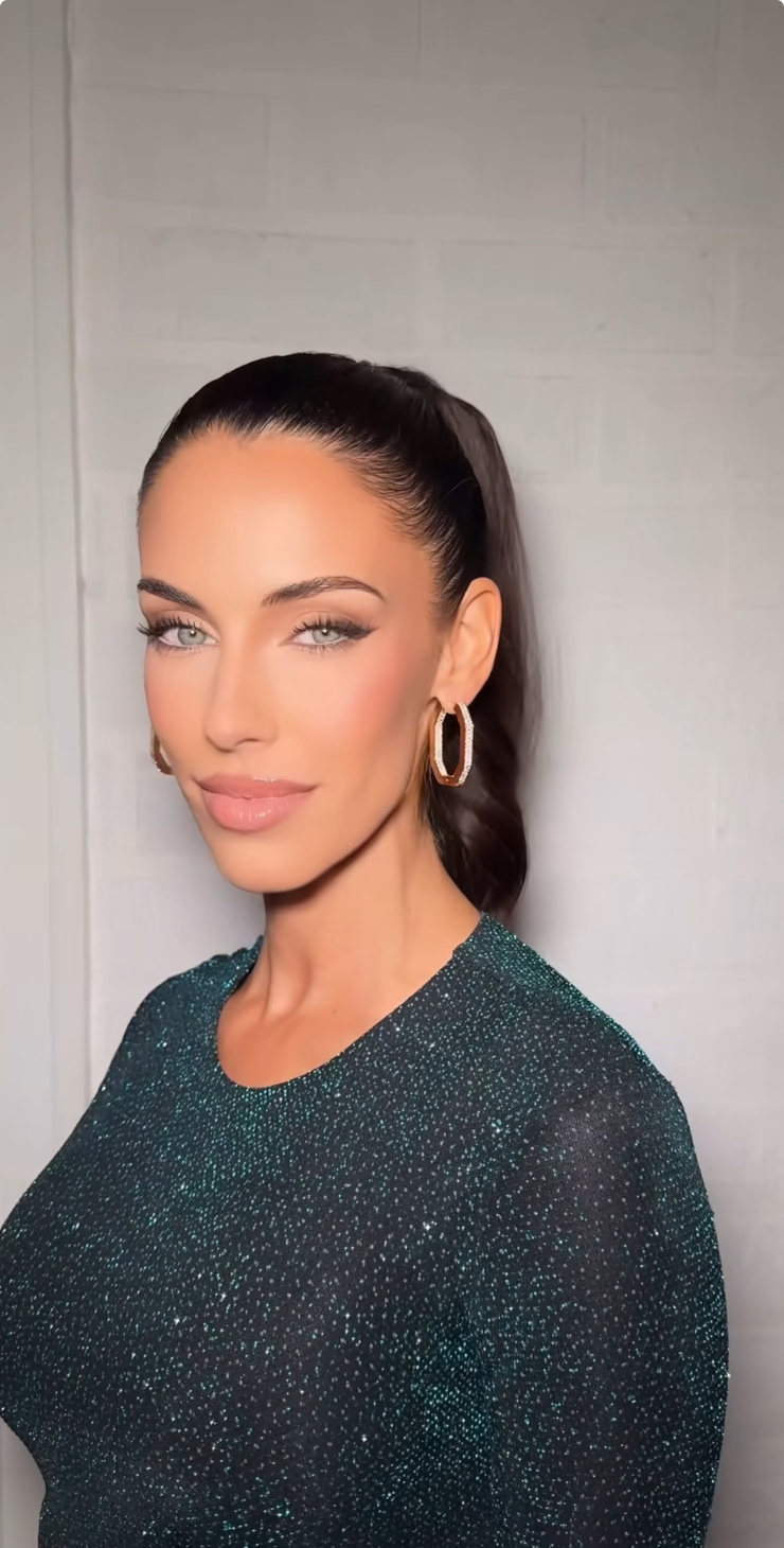 Jessica Lowndes picture