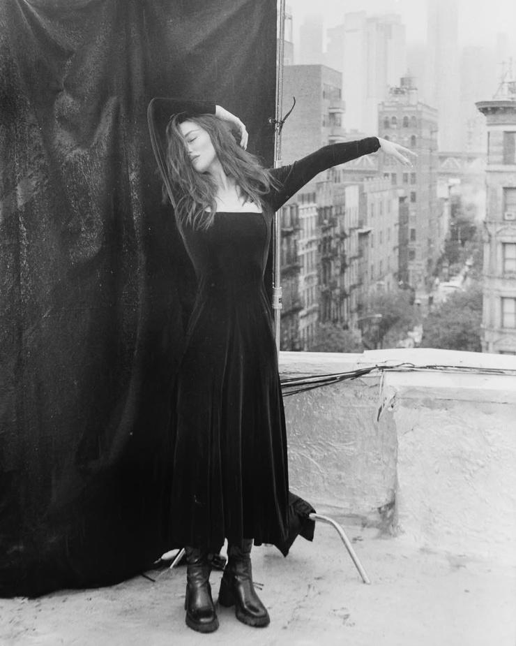 Picture of Crystal Reed