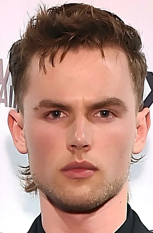 Garrett Wareing picture