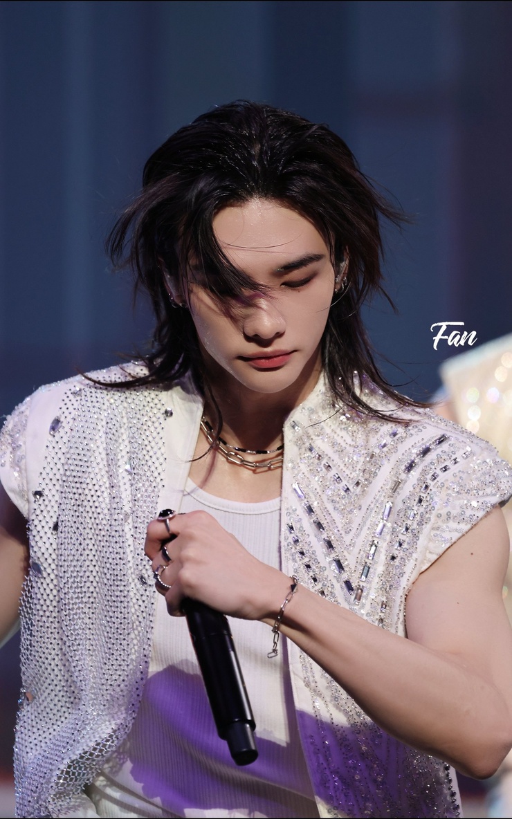 Image of Hyun-Jin Hwang