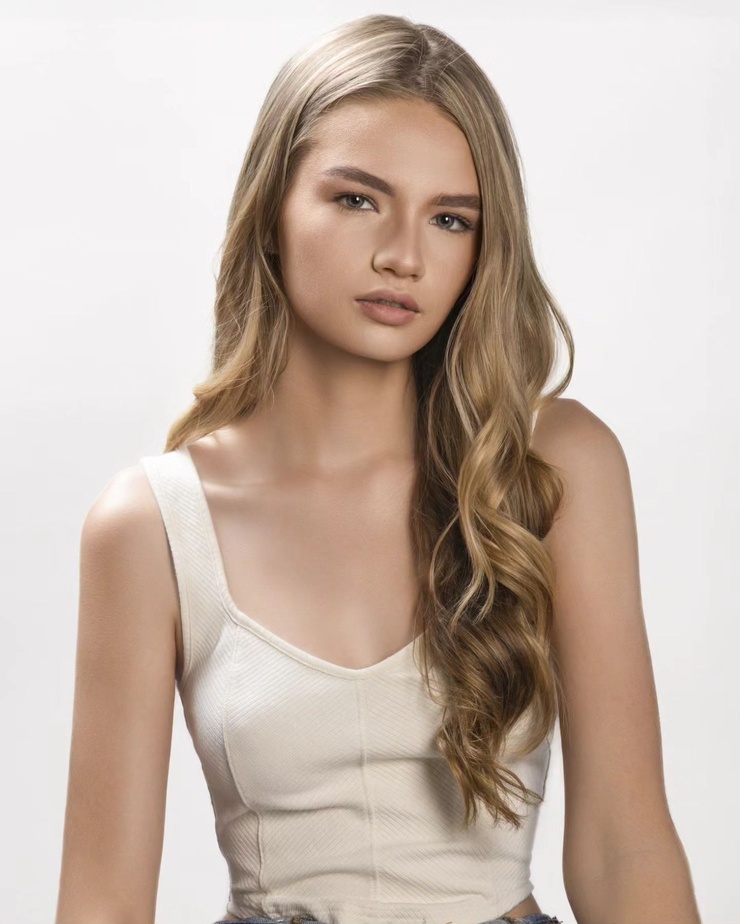 Picture of Samantha Beining