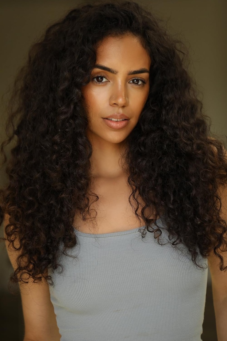 Picture of Yazzmin Newell