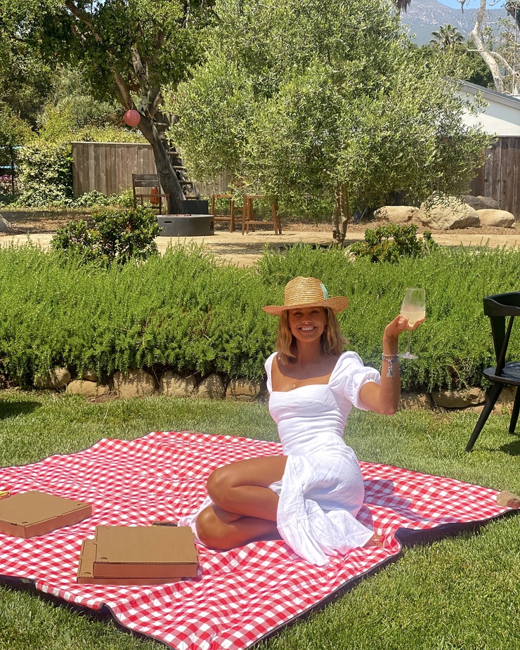 Natalie Roser picture