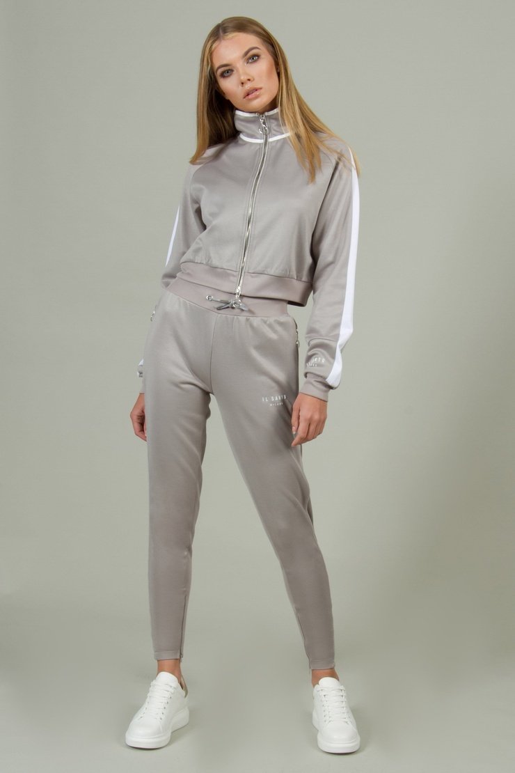 Picture of Tia Mallia