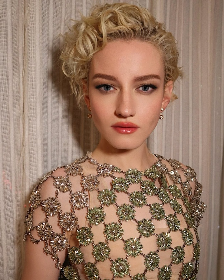 Picture of Julia Garner