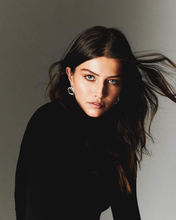 Picture of Hayley Thompson