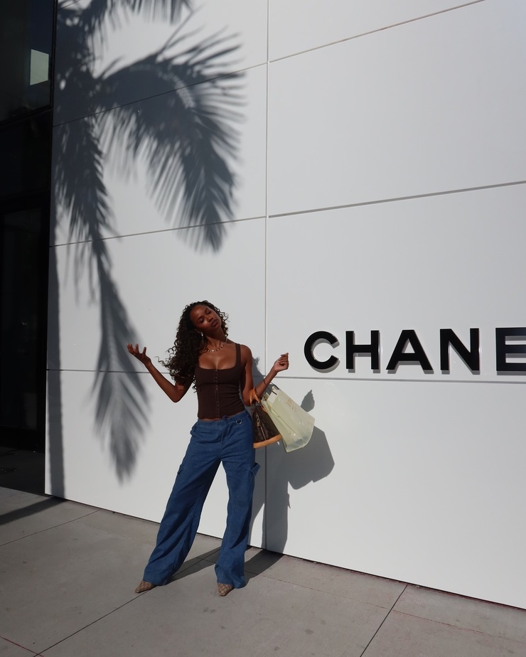 Picture of Alie Davis