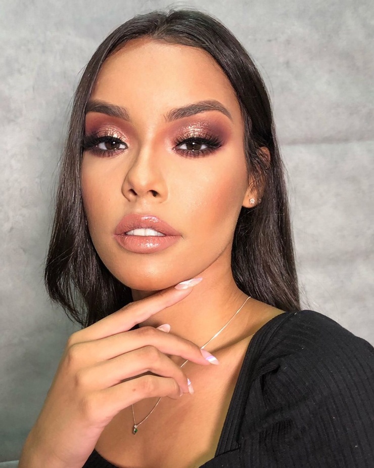 Picture of Anny Victoria