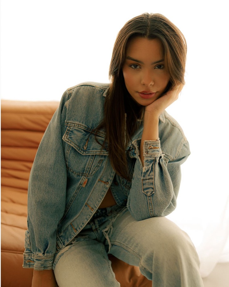 Picture of Anny Victoria