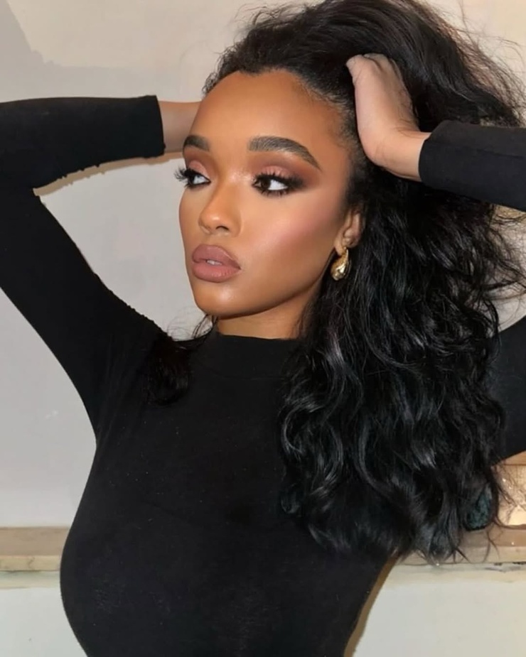 Picture of Shashi (model)