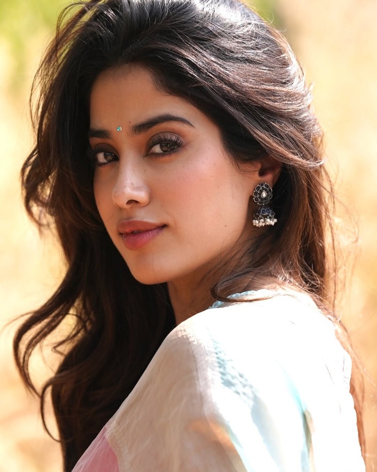 Janhvi Kapoor image