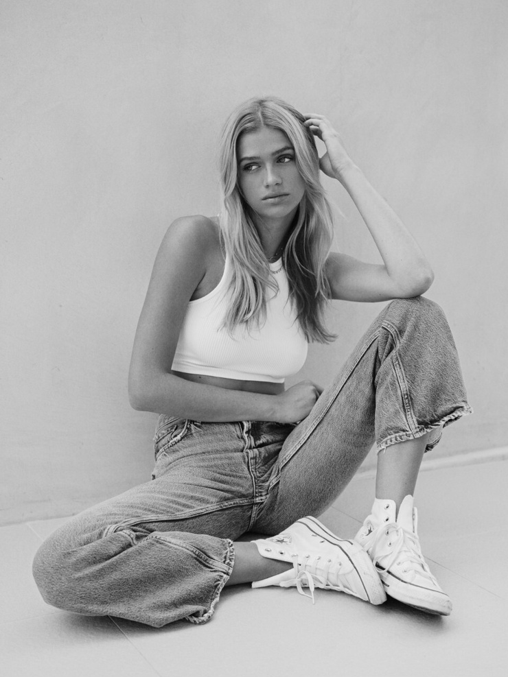 Picture of Sarah Hands