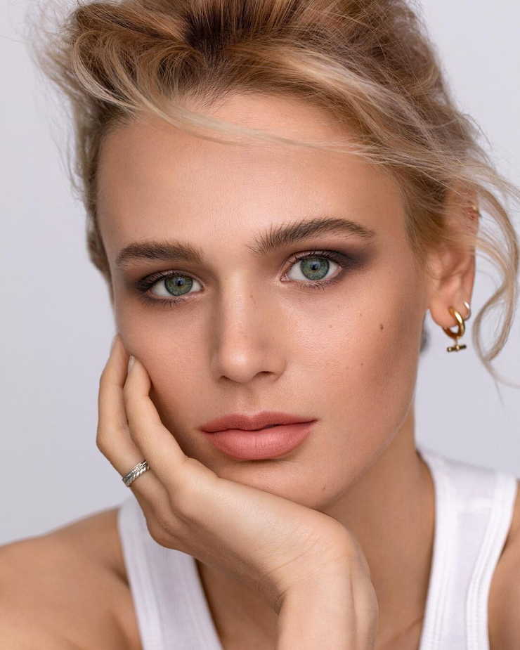 Picture of MARLOES Stevens