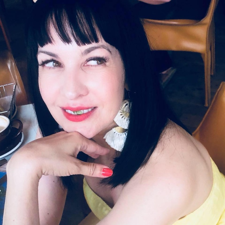 Grey DeLisle image