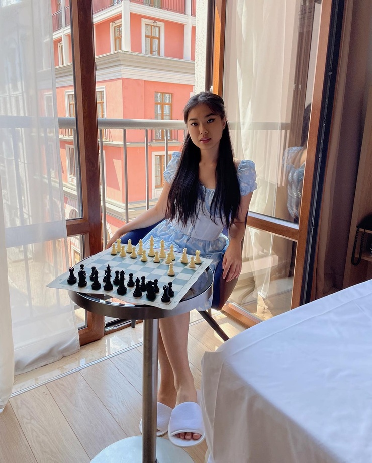 Picture of Qiyu Zhou