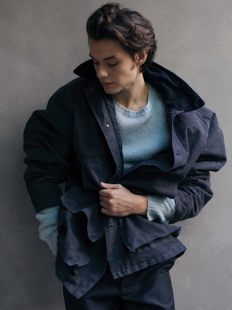 Picture of Louis Partridge