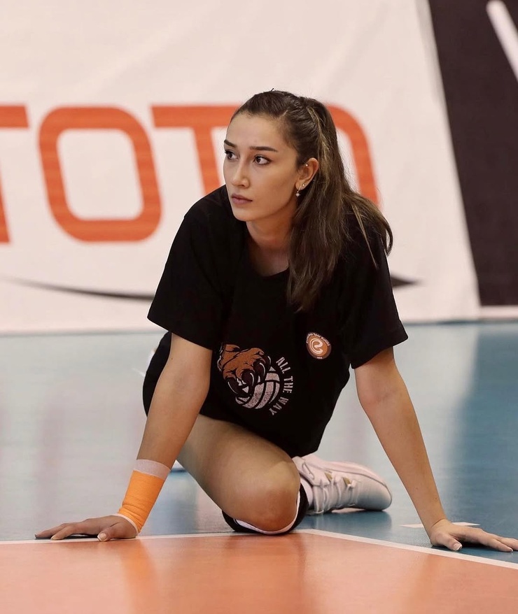 Picture of Hande Baladin