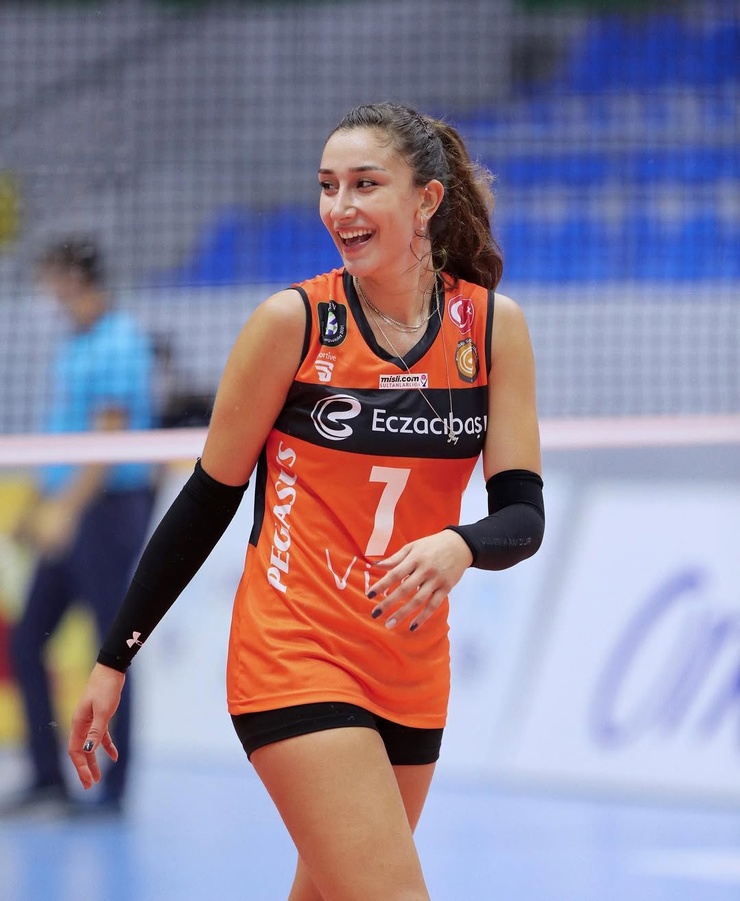 Picture of Hande Baladin