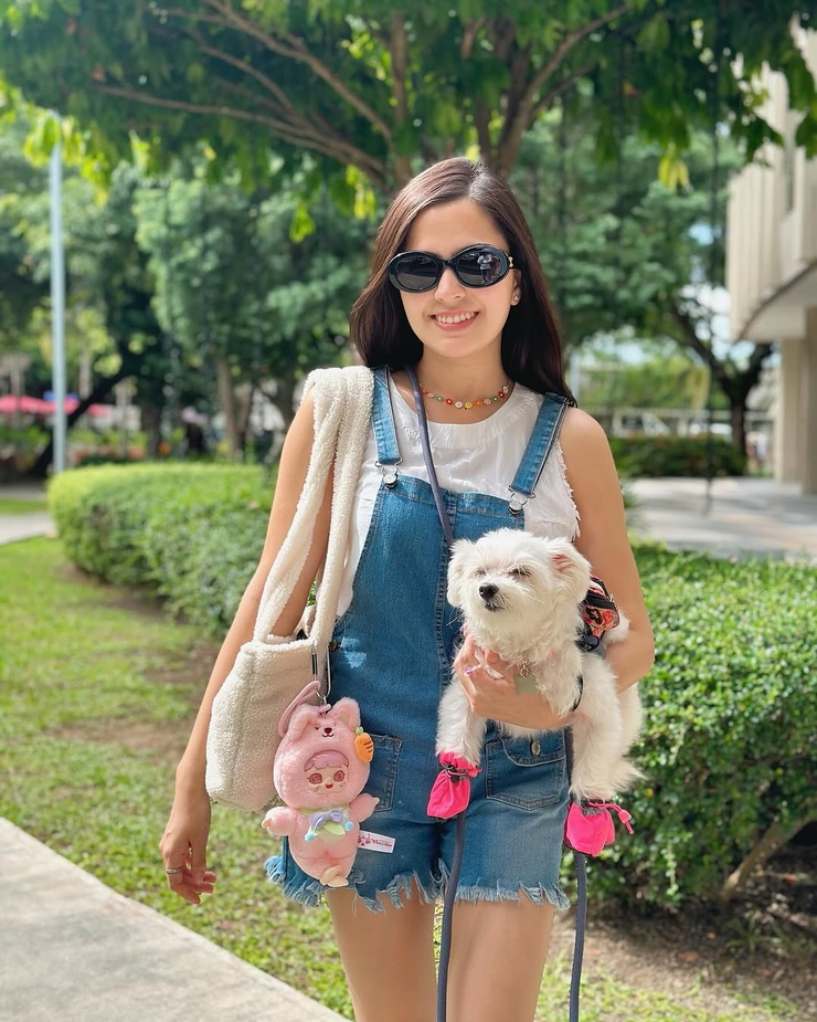 Picture of Alexa Ilacad