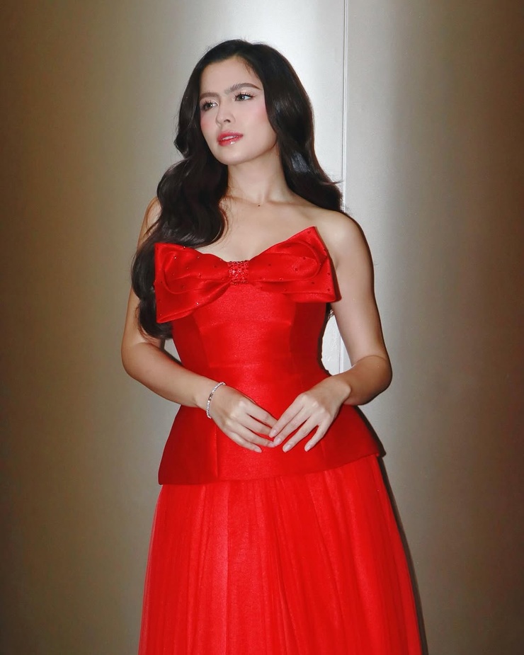 Picture of Alexa Ilacad