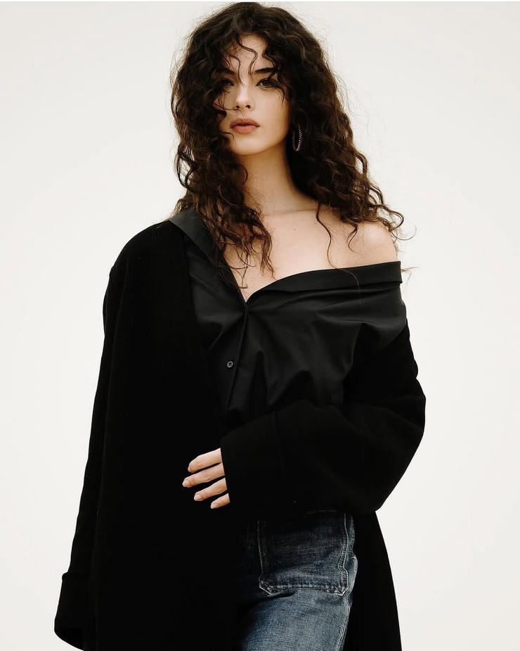 Deva Cassel picture