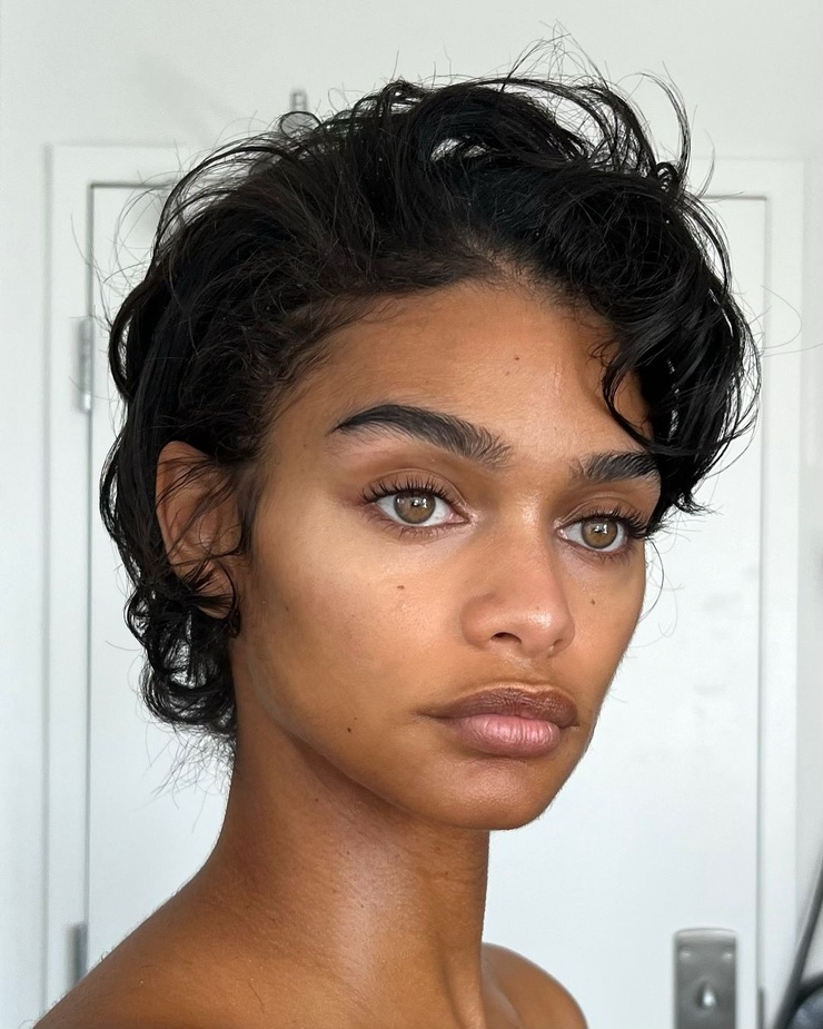 Picture of Ashleigh Baugh