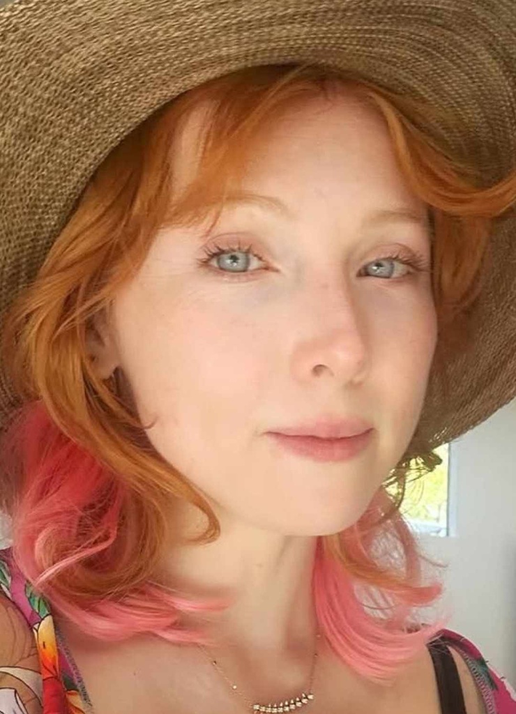 Picture of Molly C. Quinn