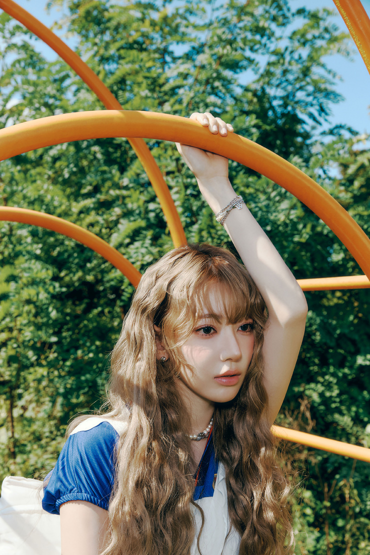 Picture of Sakura Miyawaki