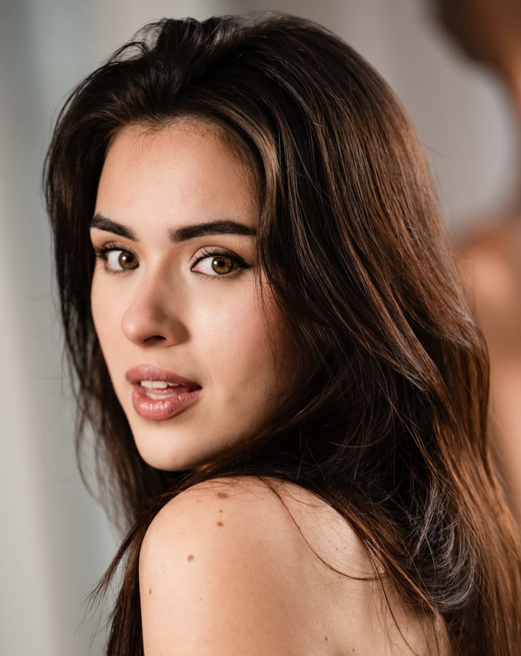 Isabella Hebert picture