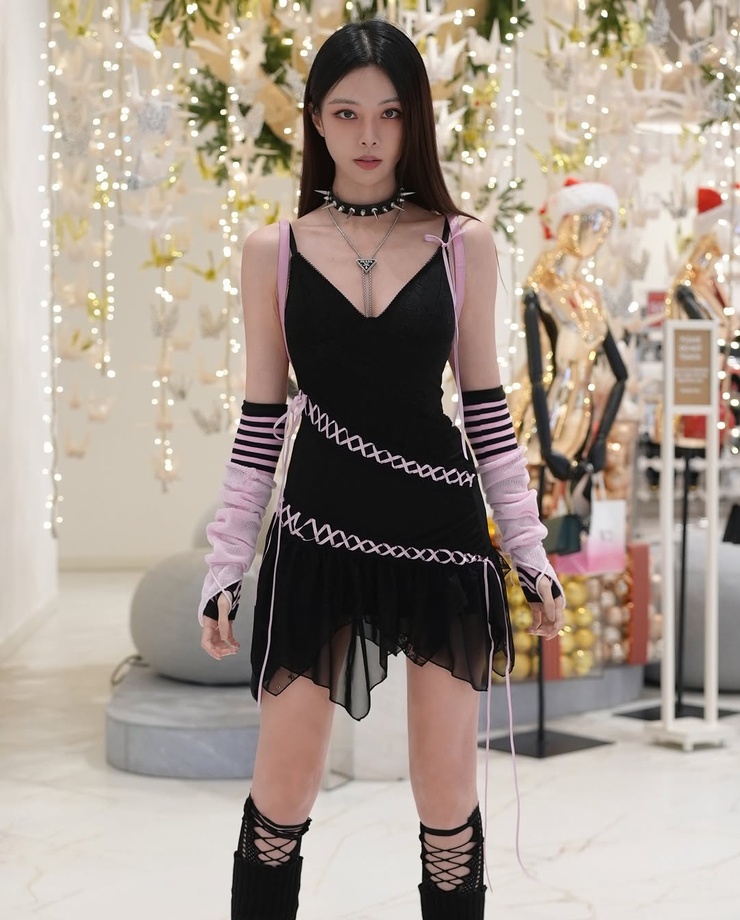 Picture of Cathryn Lee