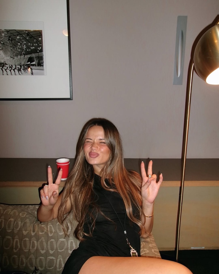 Picture of Isabelle Clarke (model)