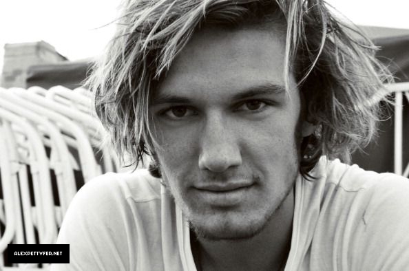 Picture of Alex Pettyfer