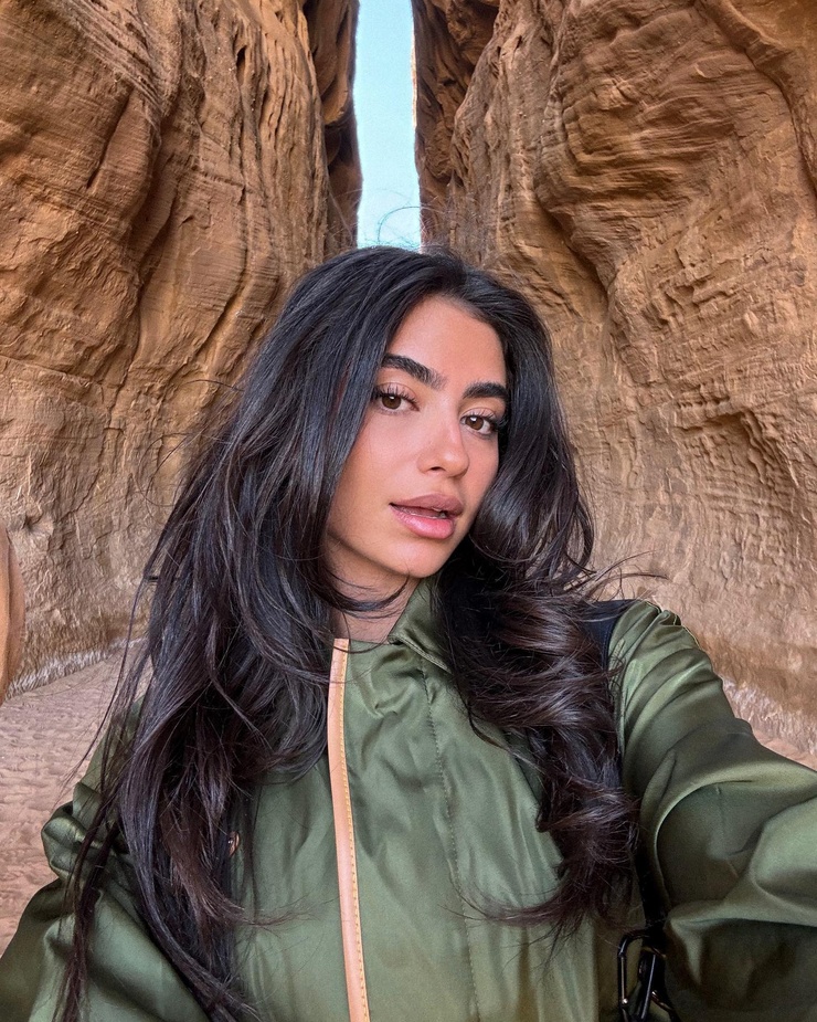 Natasha Aris picture