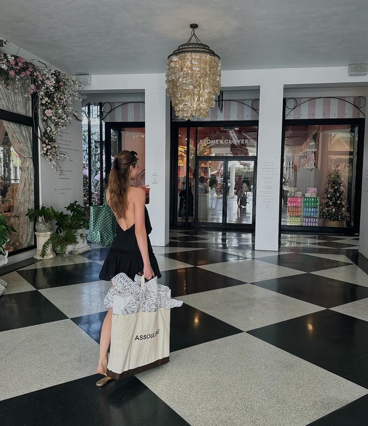 Picture of Daniella Beckerman