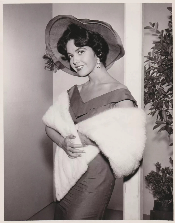 Myrna Fahey
