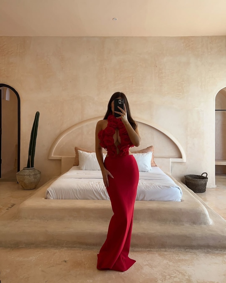 Picture of Ella Cervetto